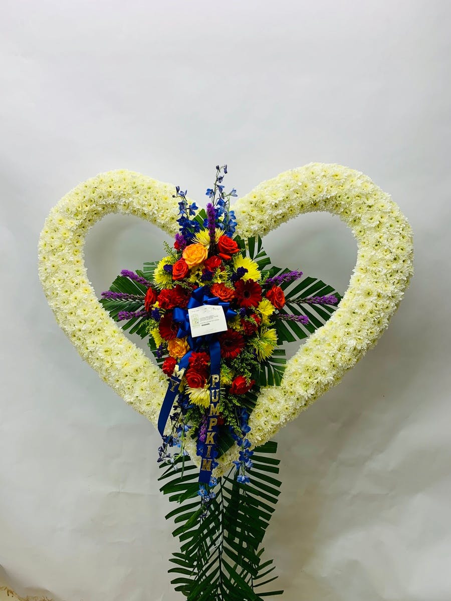 Large Open Heart with Spray in Center | Staten Island (NY) Sympathy ...